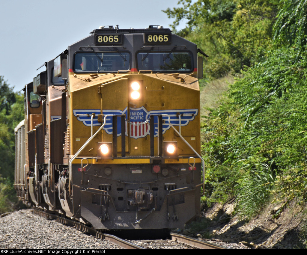 UP 8065 SB on UP Duncan Sub MP 608.91